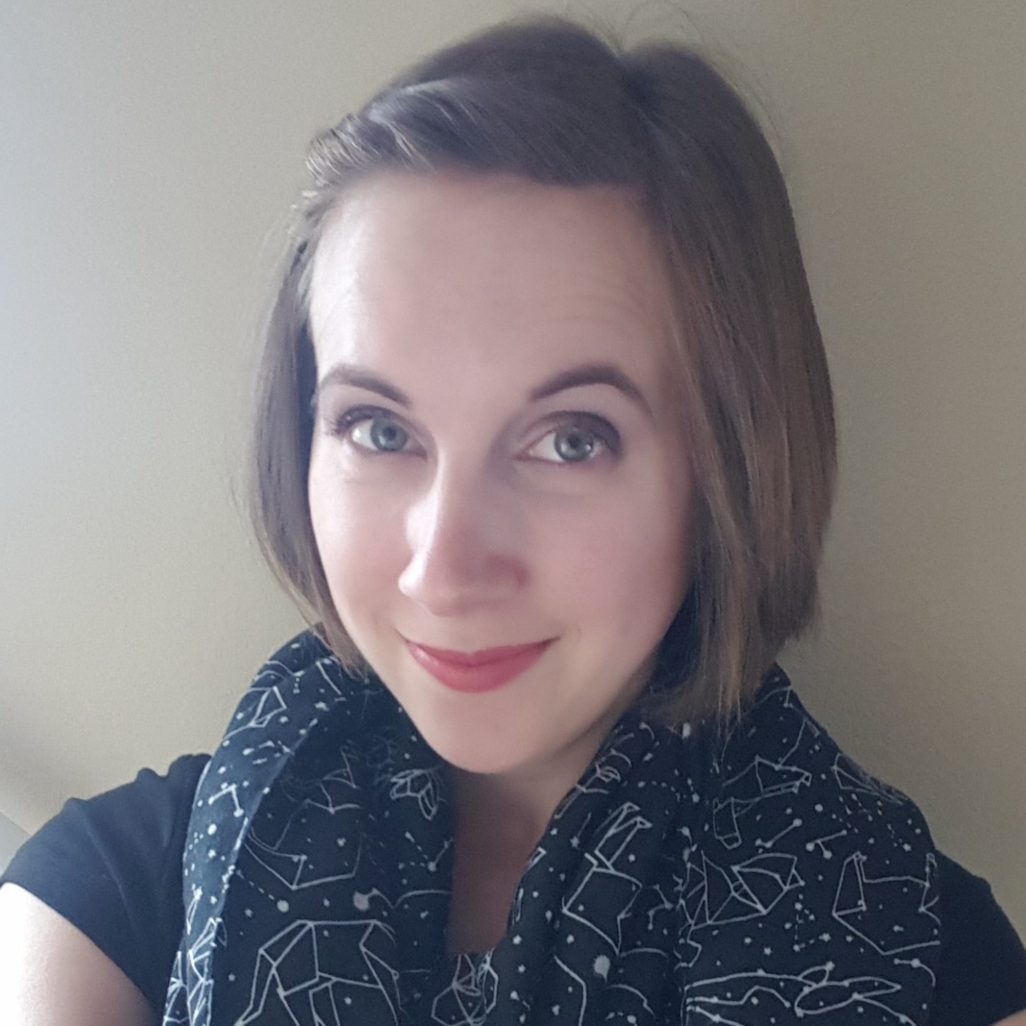 Escape Pod 582: Unit Two Does Her Makeup